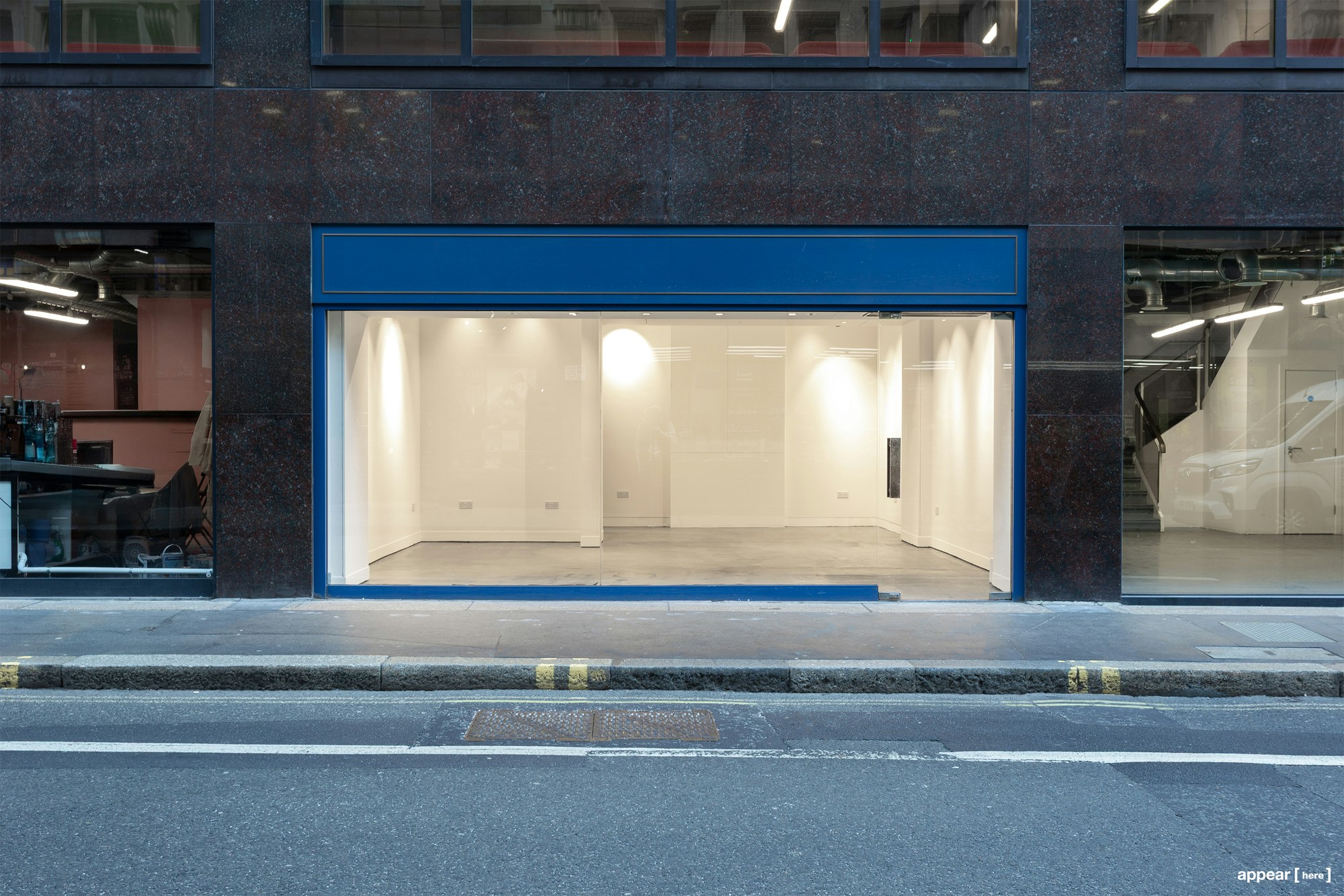 Rent Old Broad Street, Liverpool Street - The White Contemporary Store ...